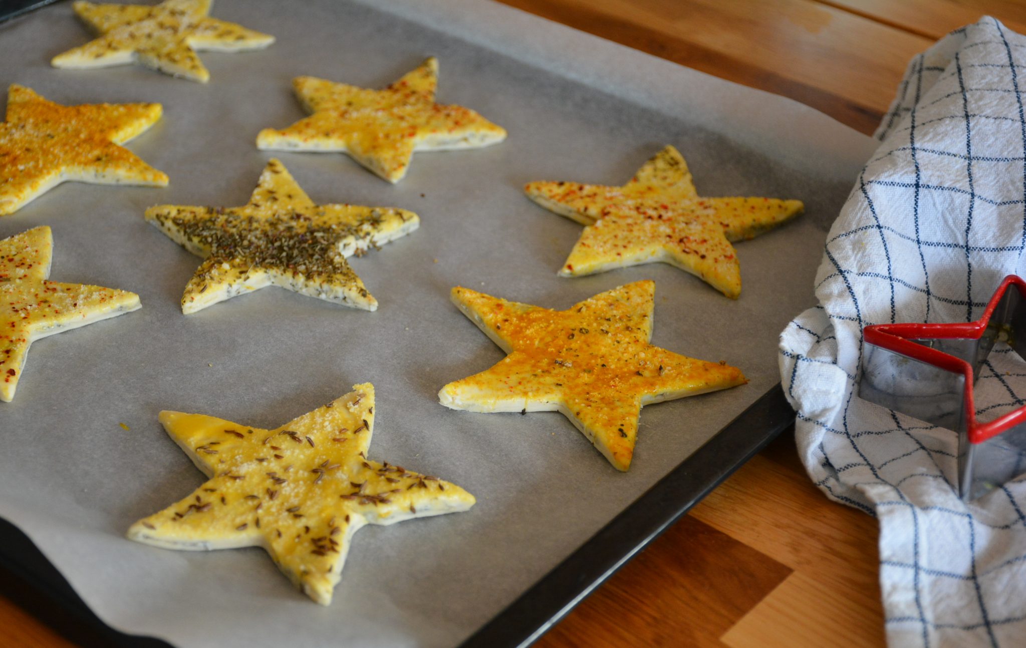 Steluțe cu brânză Stilton - gustare pentru petreceri - Adi Hădean