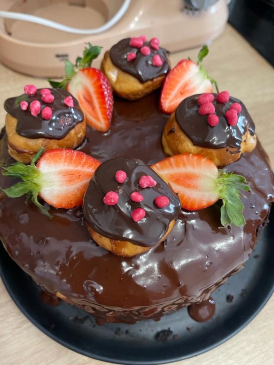 Tort Profiterol - desert aniversar - Adi Hădean