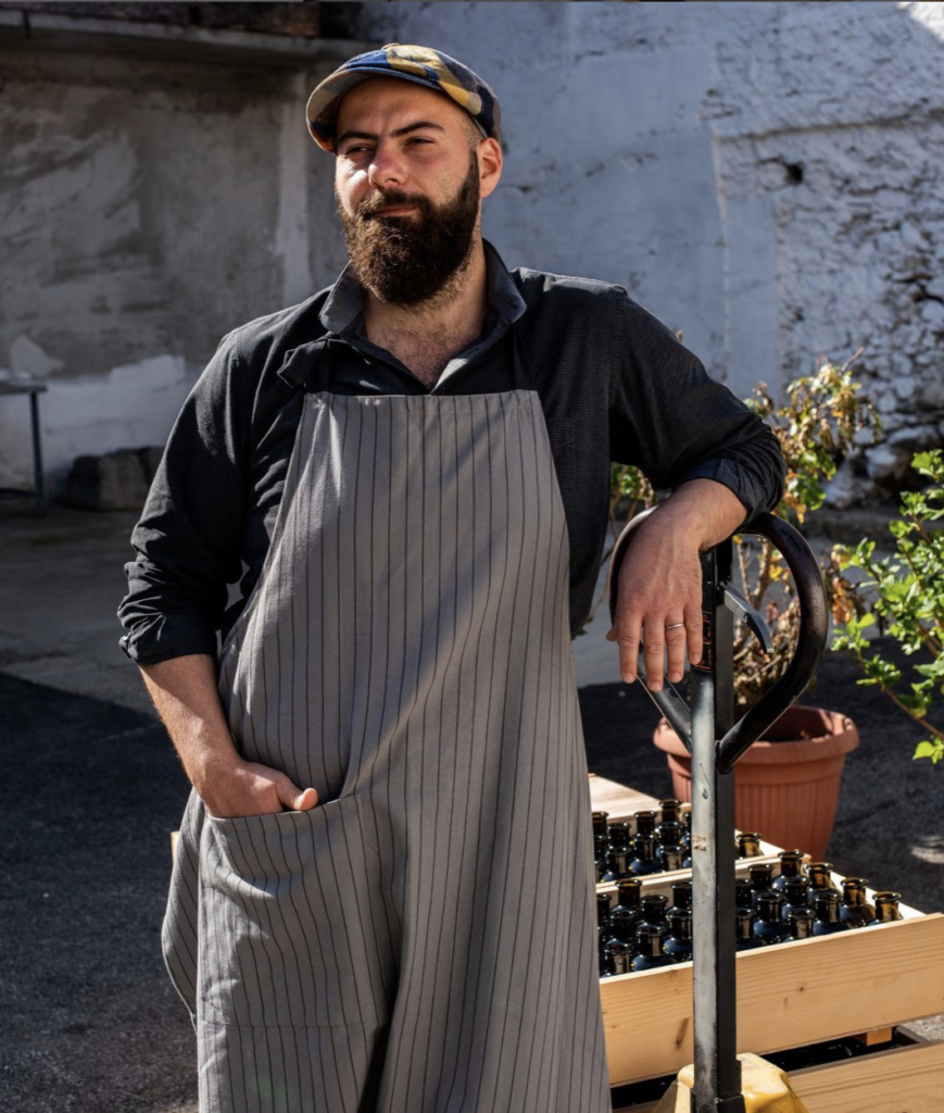 Despre business-uri mici și visuri mari: Pușcălupi Gin - Adi Hădean